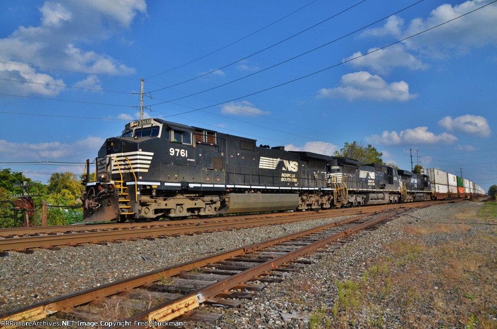 NS 9761